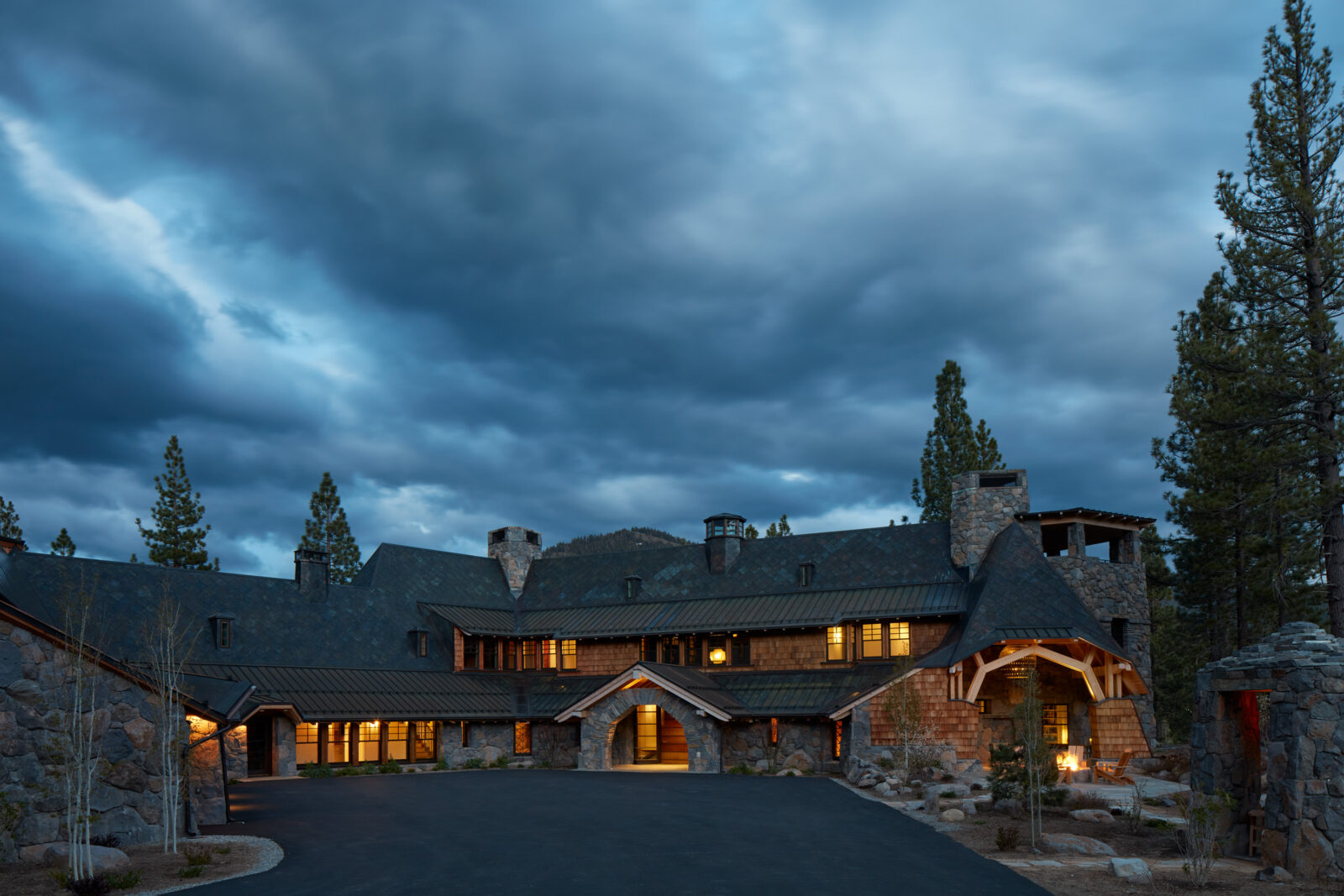 Pacific HemFir Timbers Standout in High Sierra Residential Architecture ...